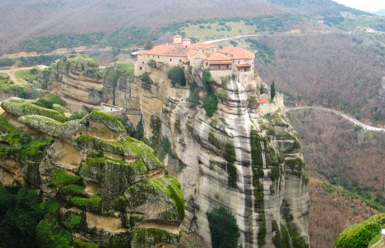 20 Best Hotels in Meteora (2026 UPDATE) | Santorini Secrets